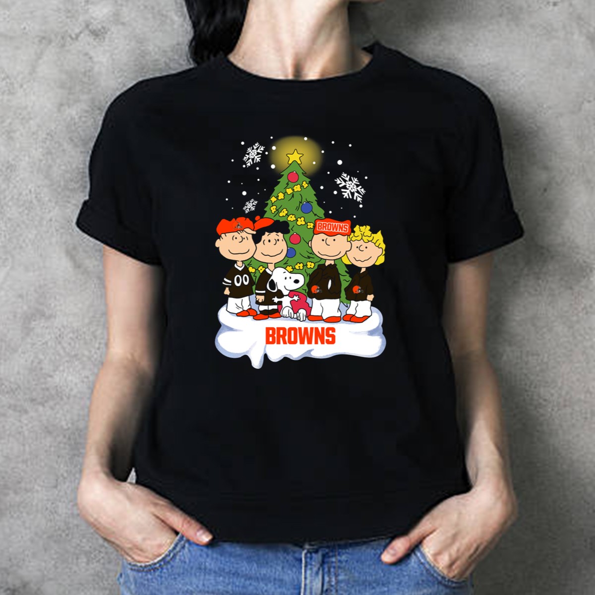 Snoopy Christmas Cleveland Browns Peanuts Characters Holiday Scene T ...